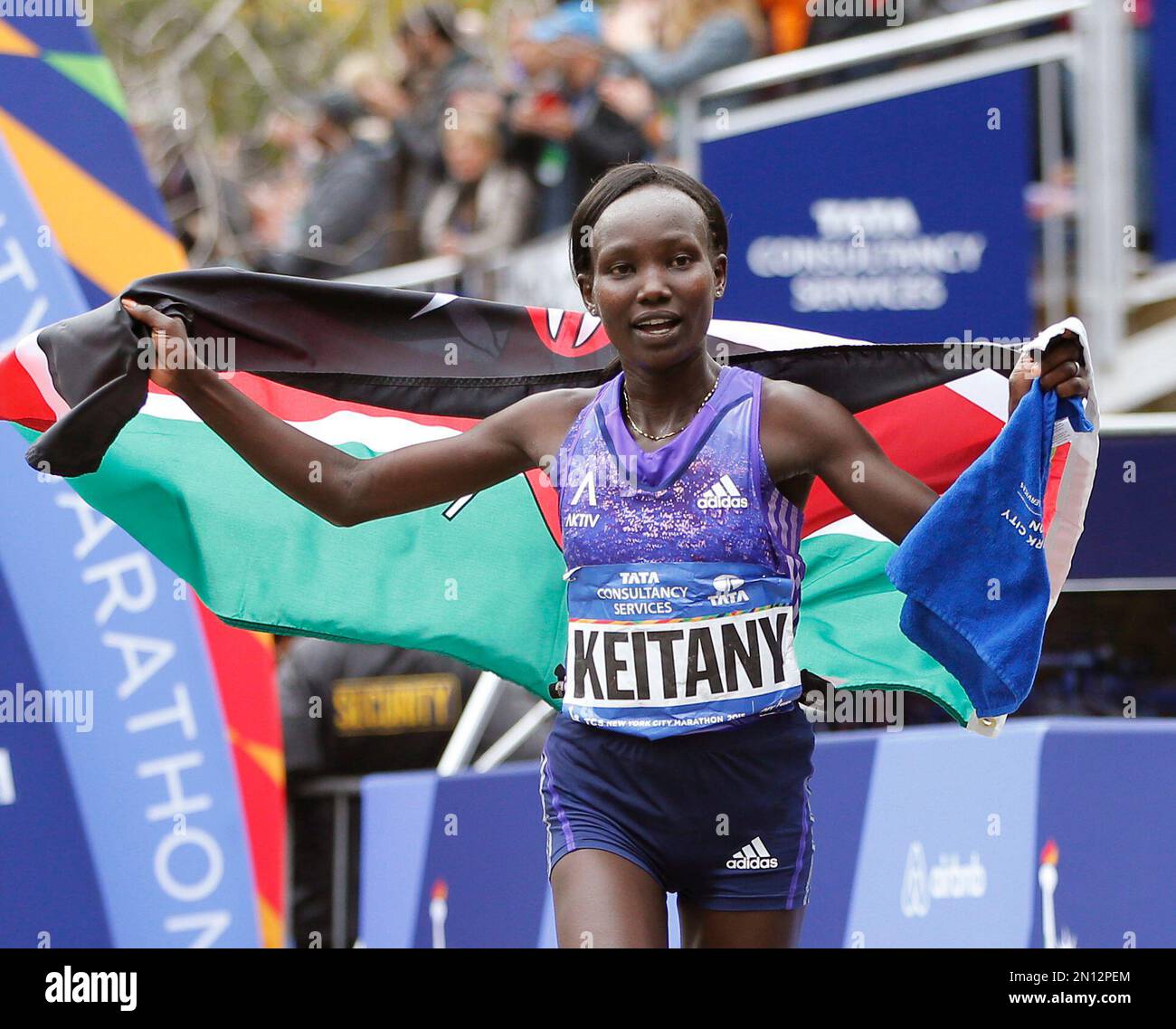 Mary Keitany of Kenya celebrates after winning the professional women's ...
