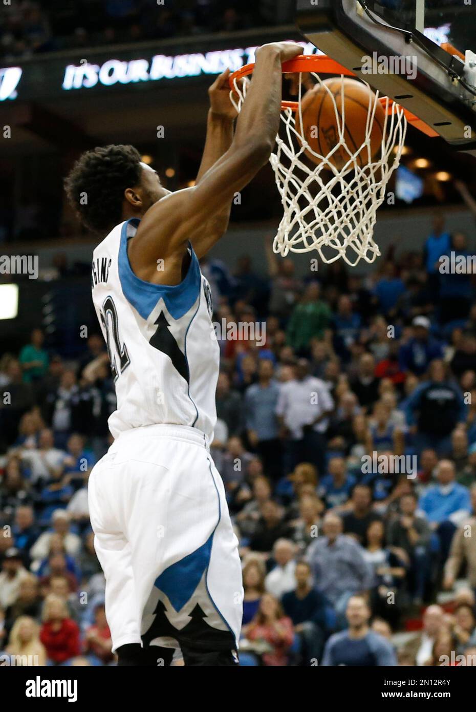 Andrew Wiggins Dunk Timberwolves