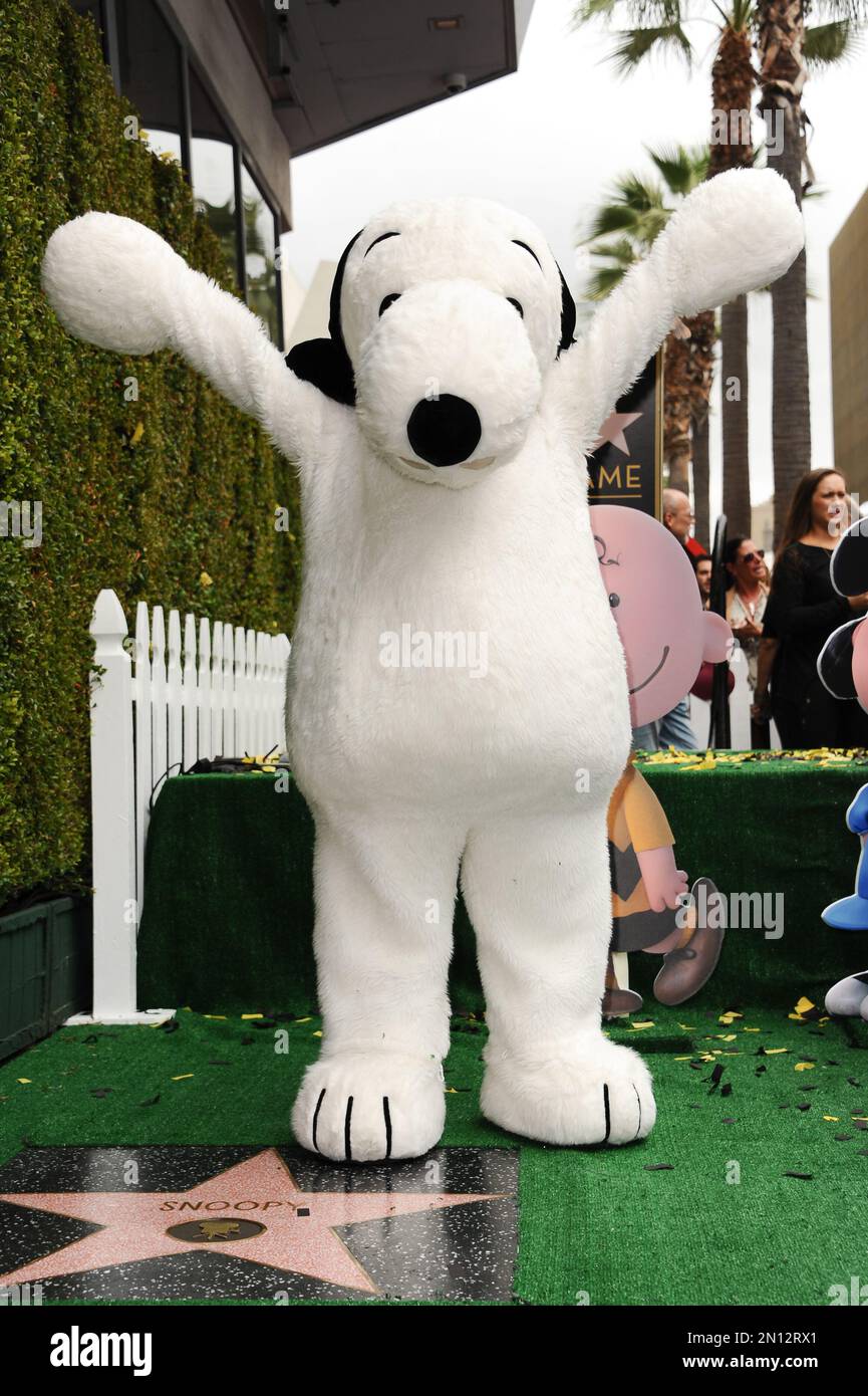 Snoopy attends a ceremony honoring him with a star on the Hollywood ...