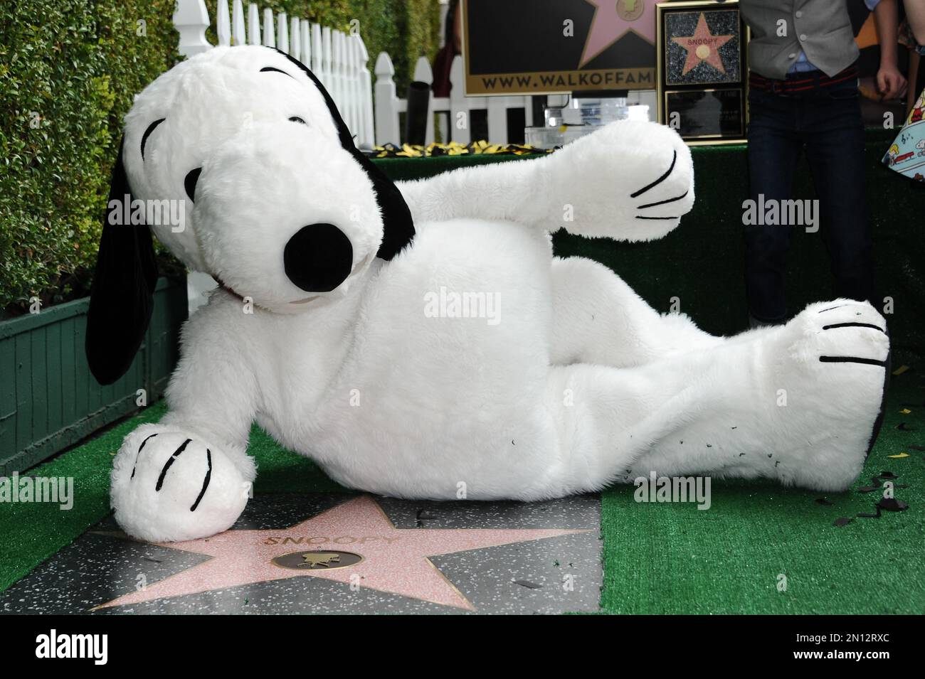 Snoopy attends a ceremony honoring him with a star on the Hollywood ...