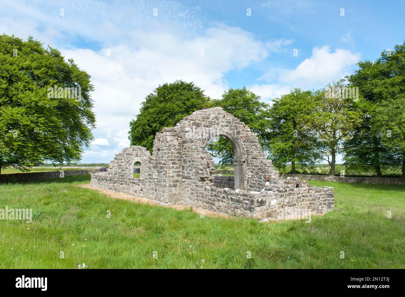 Iroquois Church, Nuns Church, Clonmacnoise Monastery Ruin, near Athlone ...