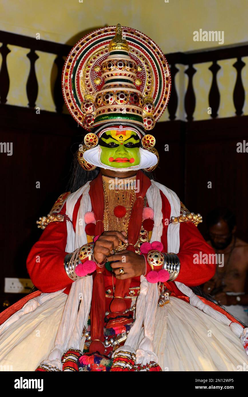 Fully made up and costumed Kathakali dancer performing, Kochi, Kerala ...