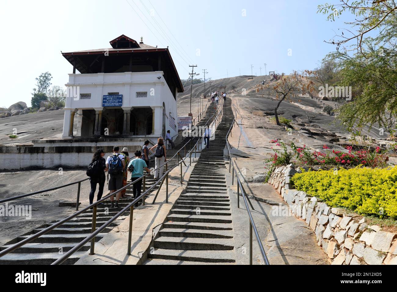 Over 600 steps to the Gomateshwara statue, Jaina ascet, Jain temple on ...