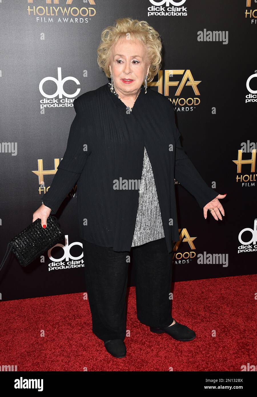 Doris Roberts arrives at the Hollywood Film Awards at the Beverly ...