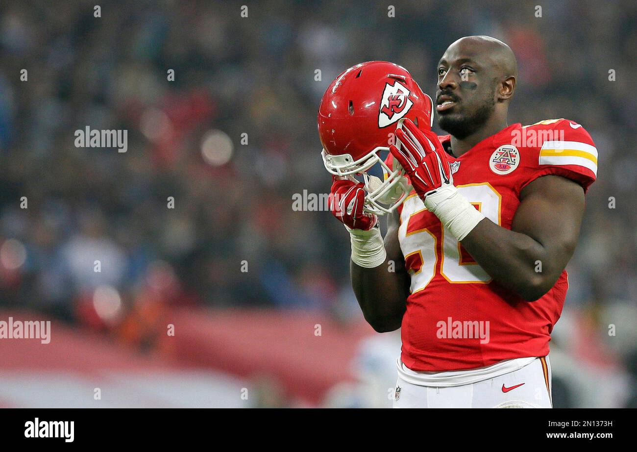 Detroit Lions outside linebacker Travis Lewis (50) stands on the field ...