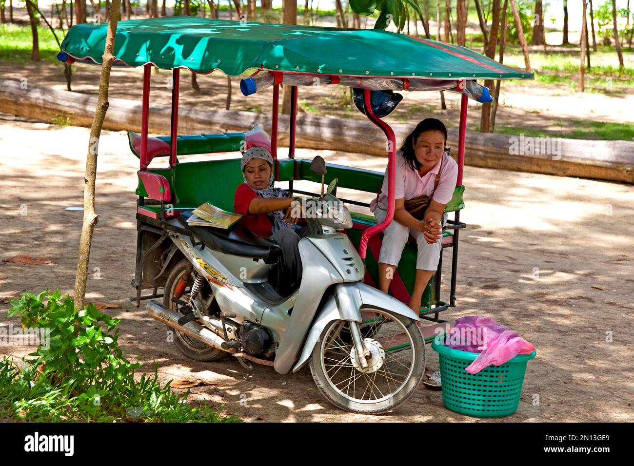 Typical vehicle hi-res stock photography and images - Alamy