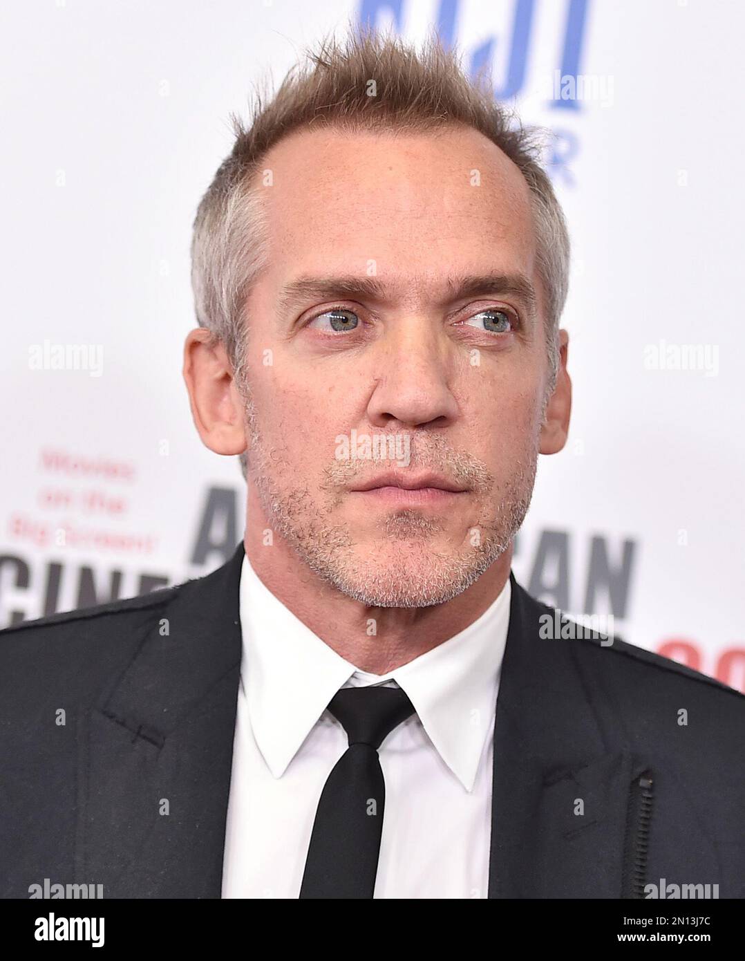 Jean-Marc Vallée arrives at the 29th American Cinematheque Awards ...