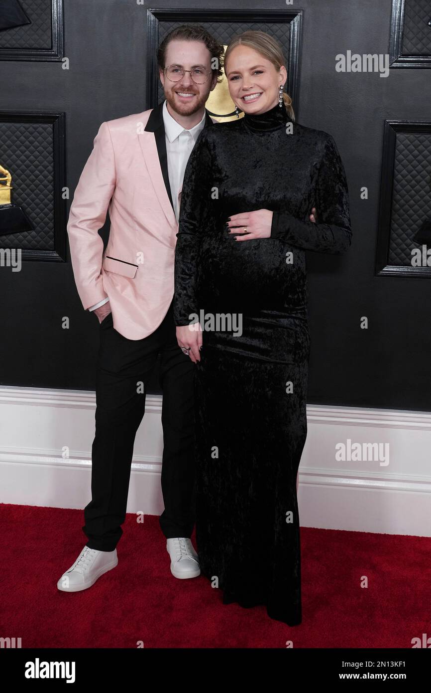 Jordan Reynolds, left, and Taylor Reynolds arrive at the 65th annual ...