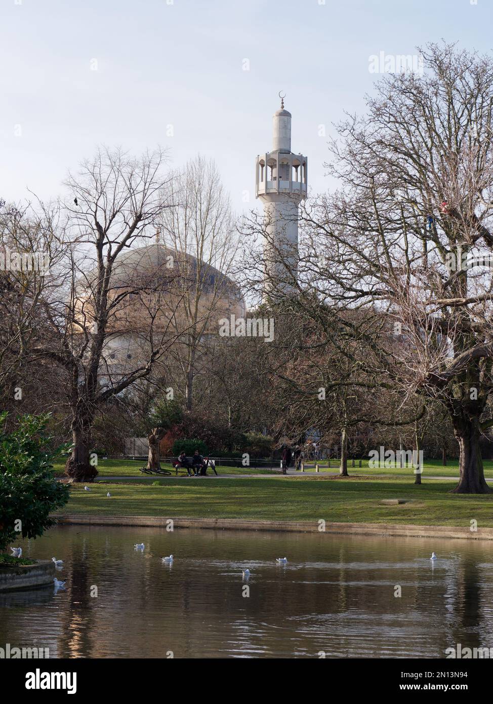London Central Mosque beside Regents Park on a winters day, London ...