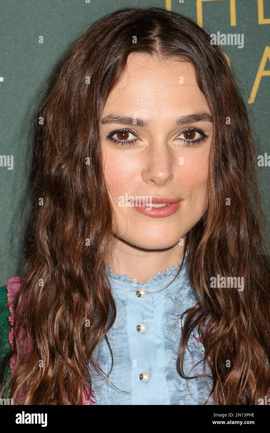 Keira Knightley poses for photos after the Broadway opening night for ...