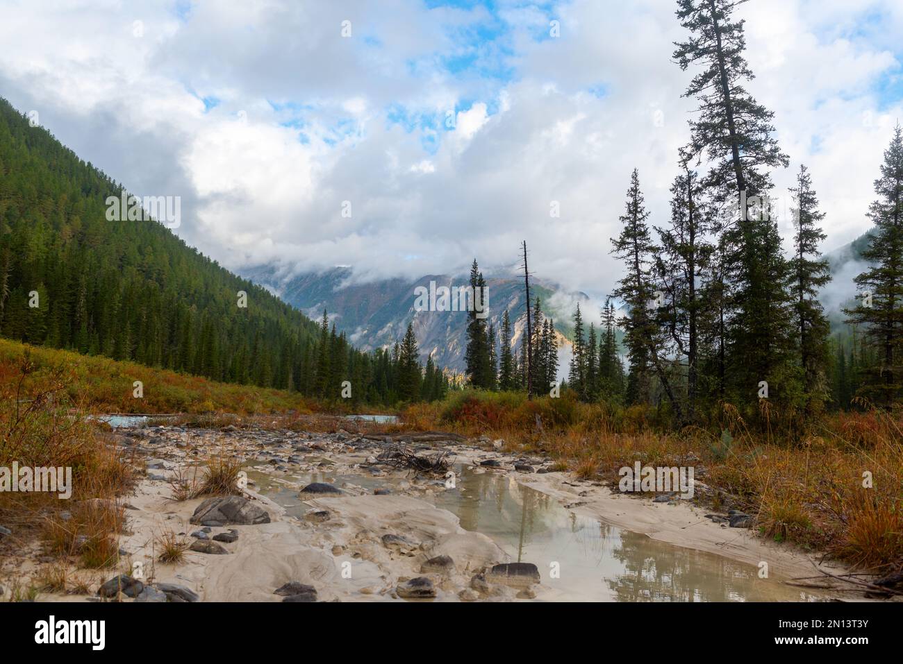 Rain haze hi-res stock photography and images - Alamy