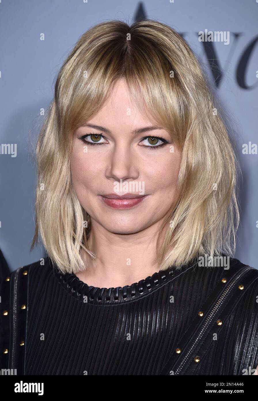 Michelle Williams arrives at the inaugural InStyle Awards at The Getty ...