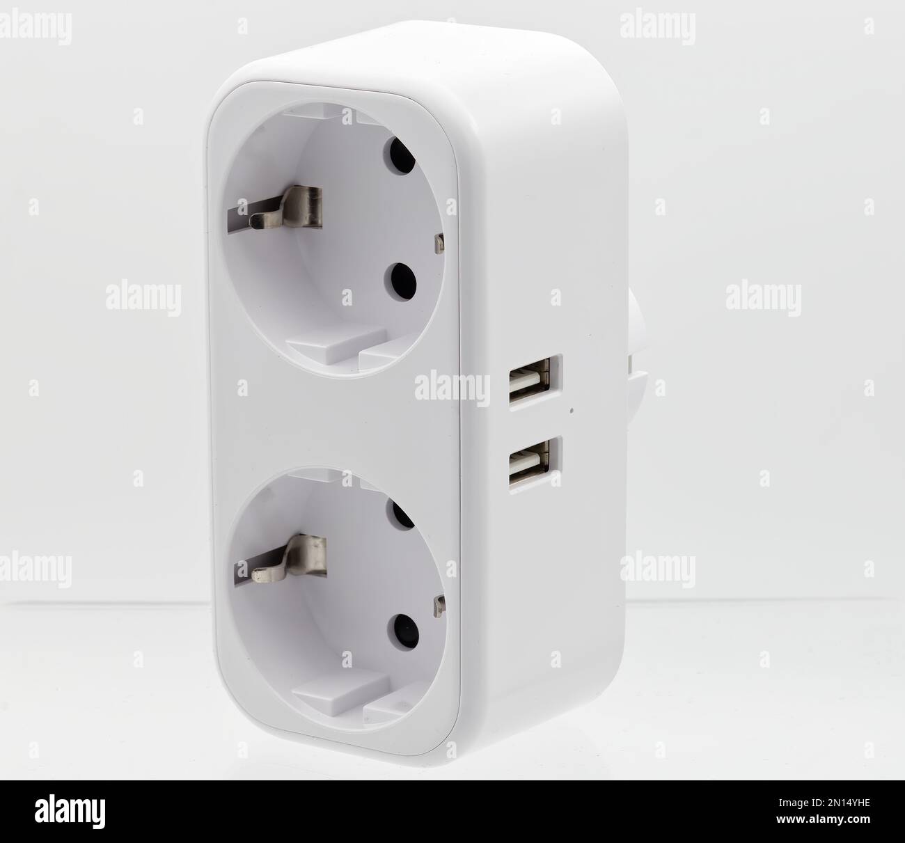 Smart energy plug hi-res stock photography and images - Alamy