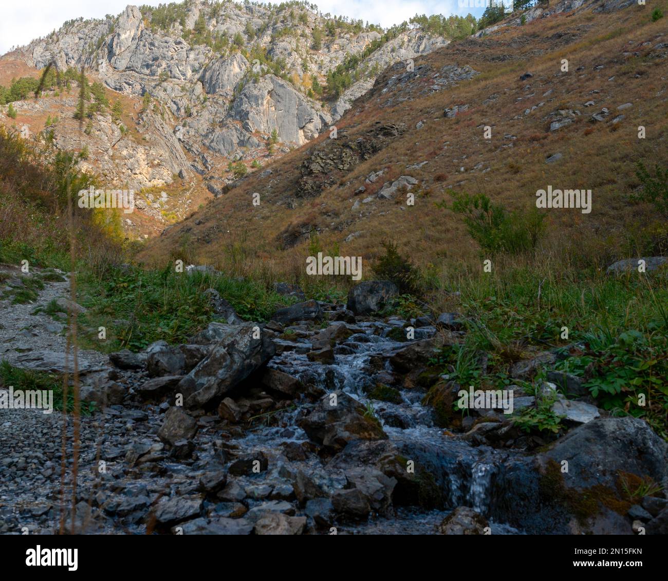 Big stones in river against hi-res stock photography and images - Alamy