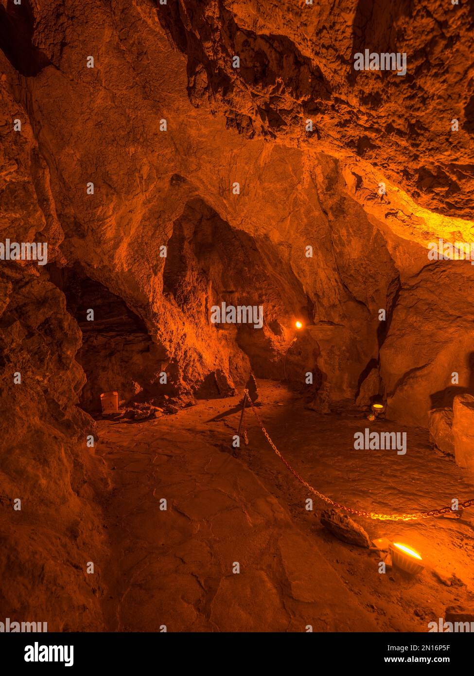 Cave of Bulak Mencilis at Safranbolu. Turkey's most beautiful caves ...