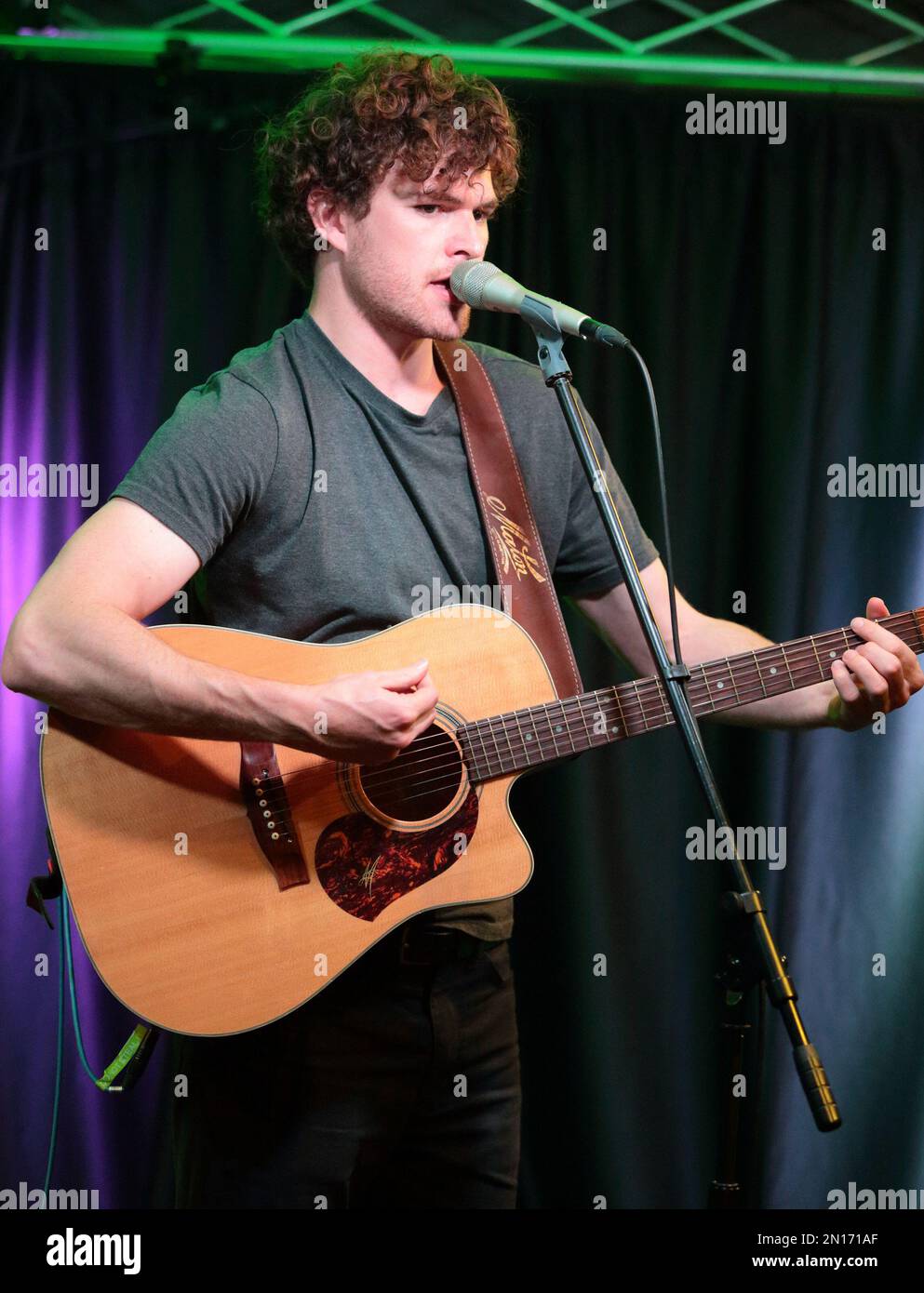 Singer-songwriter Vance Joy visits the Radio 104.5 Performance Theater ...
