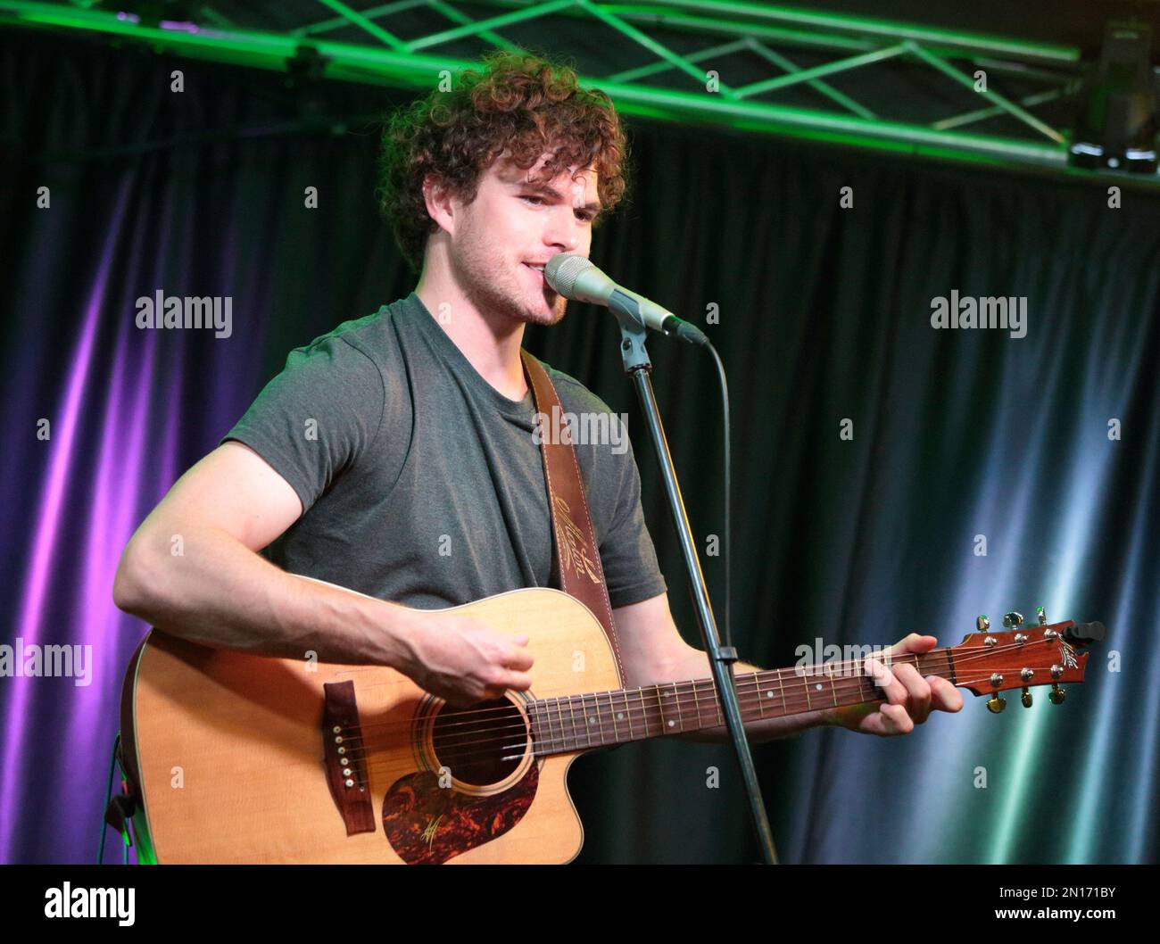 Singer-songwriter Vance Joy visits the Radio 104.5 Performance Theater ...