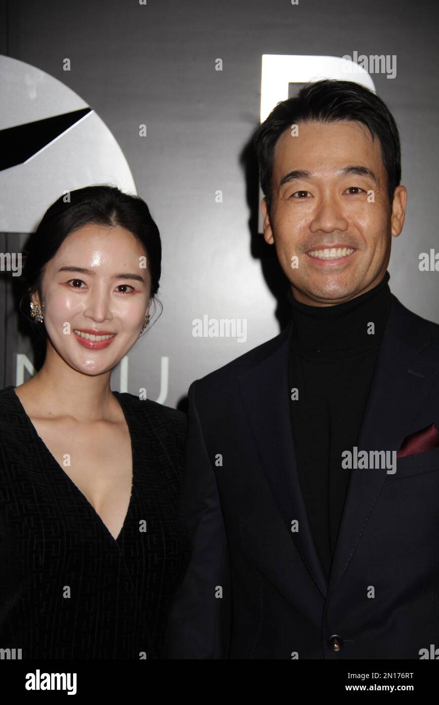 Beverly Hills, USA. 18th Dec, 2022. Kevin Na, Julianne Na 12/17/2022 ...