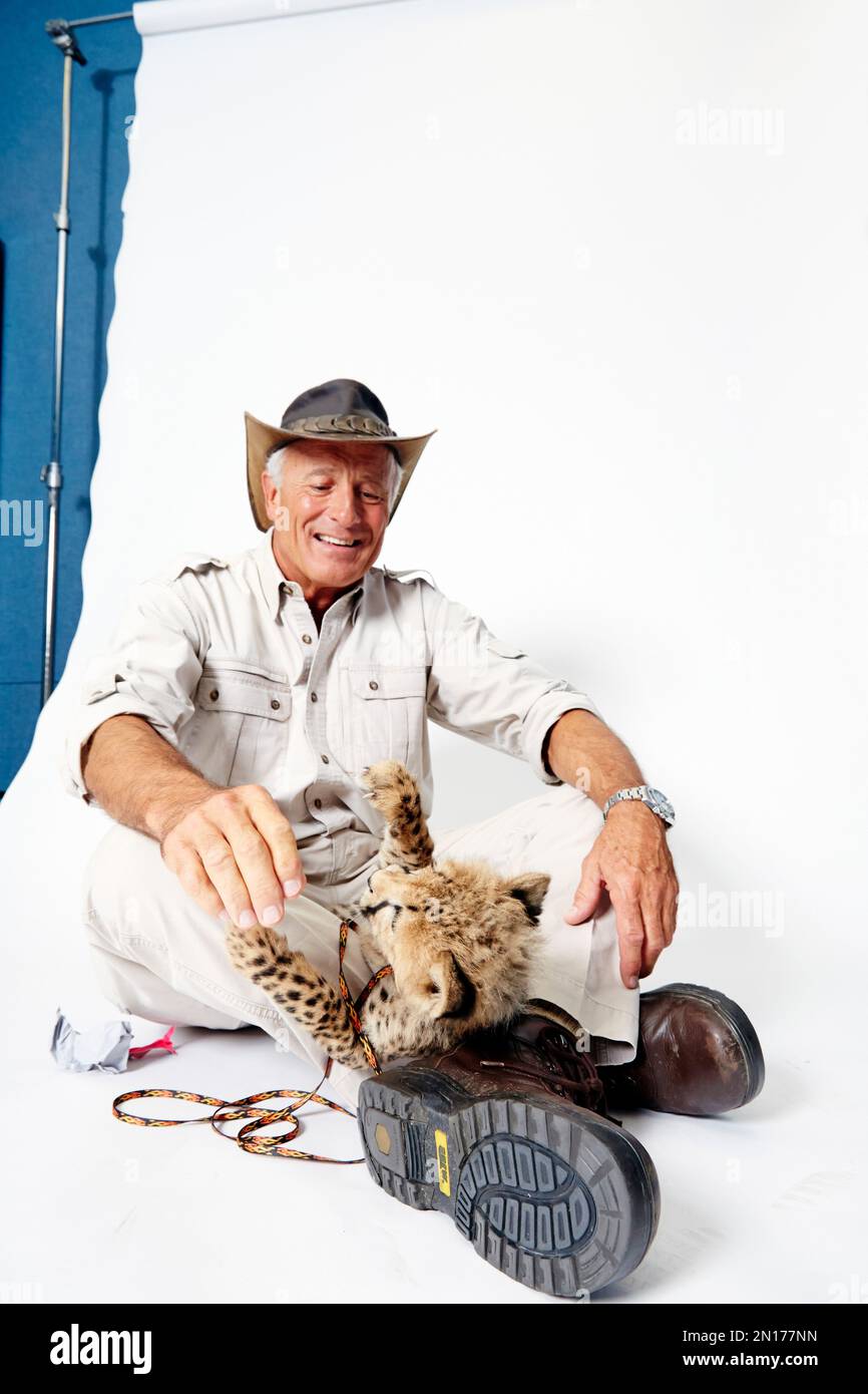 Jack Hanna poses for a portrait with a baby cheetah on Monday, Oct. 12 ...