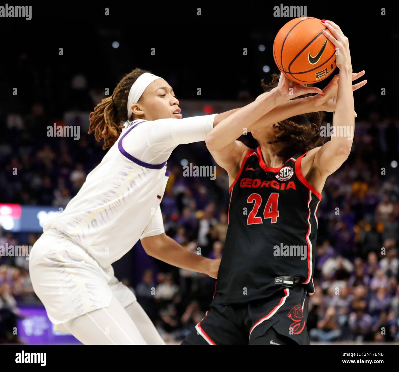 LSU Lady Tigers forward LaDazhia Williams (0) fouls Georgia Lady ...