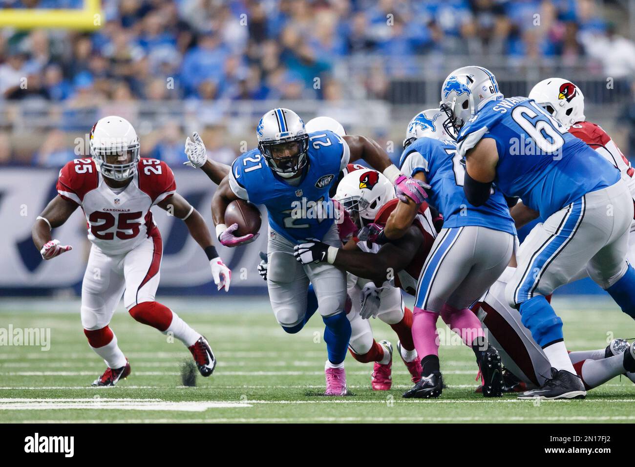 Detroit Lions running back Ameer Abdullah (21) rushes against the ...