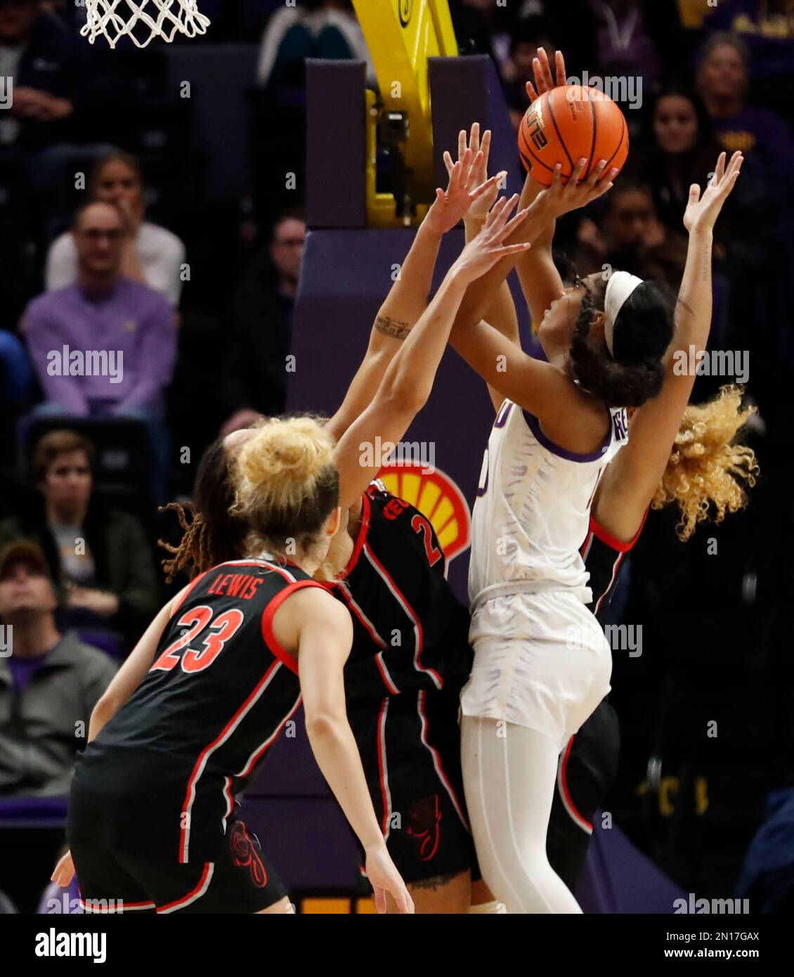 Baton Rouge, USA. 02nd Feb, 2023. LSU Lady Tigers forward Angel Reese ...