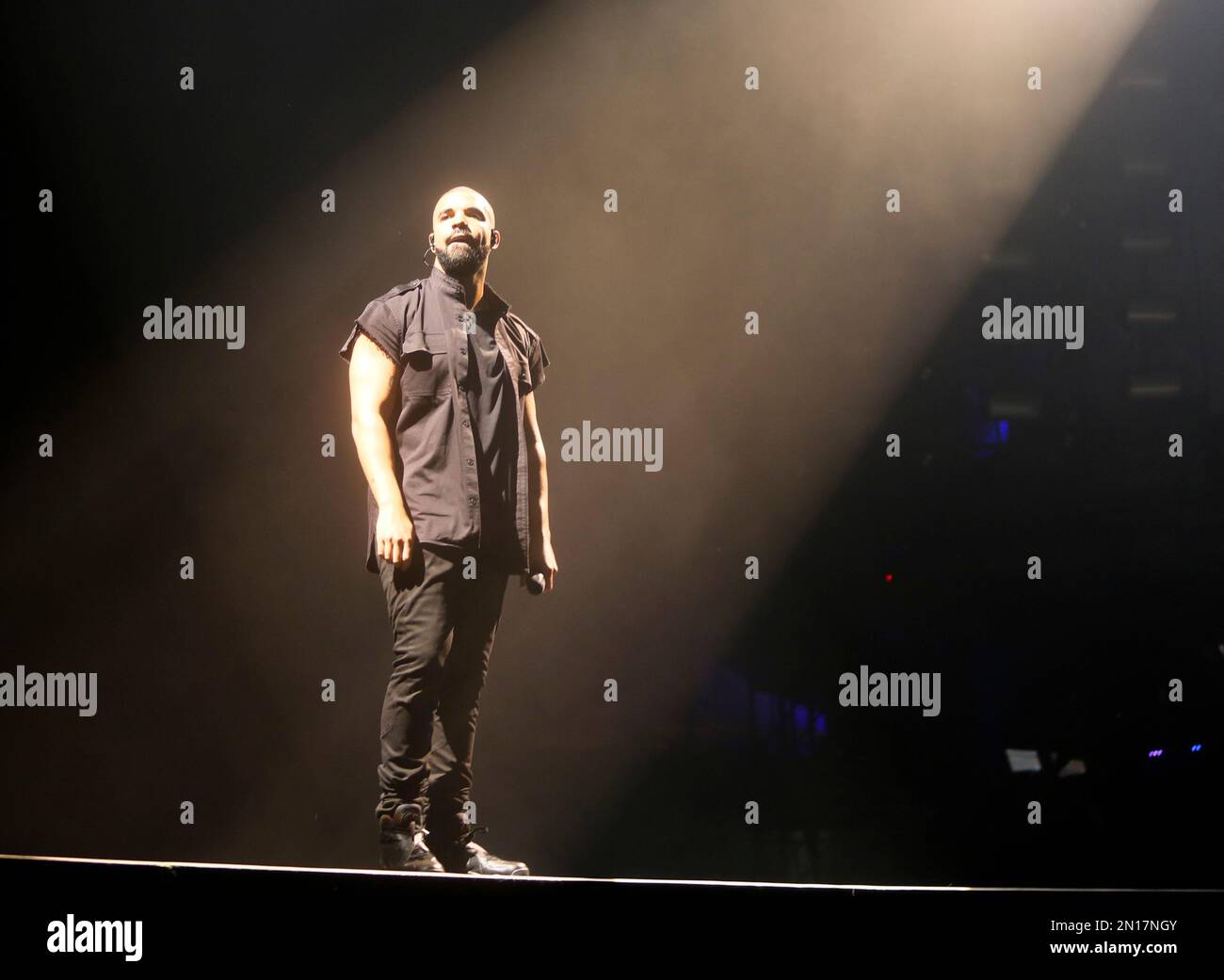 Drake performs at the Austin City Limits Music Festival in Zilker Park ...
