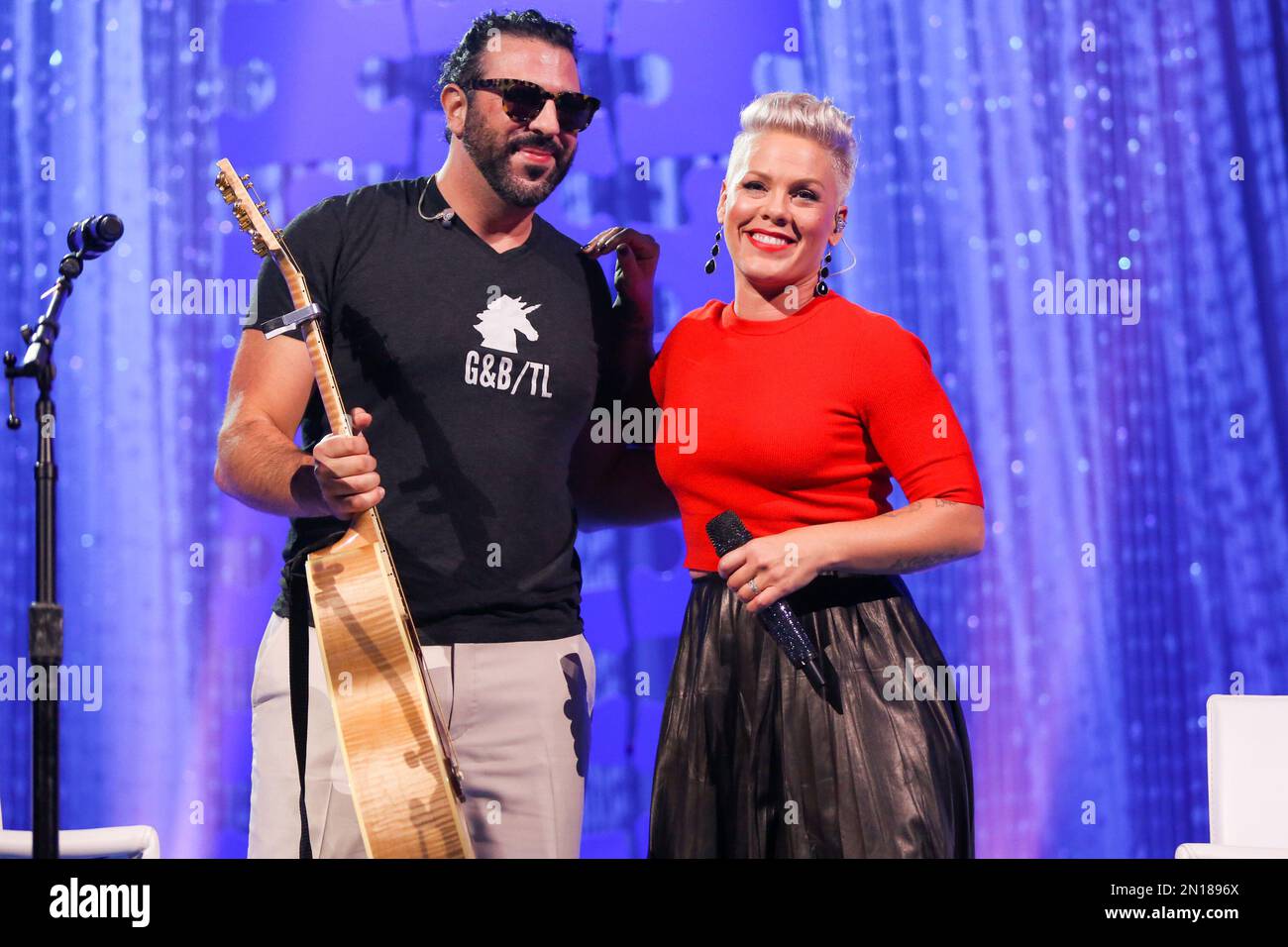 Billy Mann, left, and Pink perform at the Autism Speaks to LA Celebrity ...
