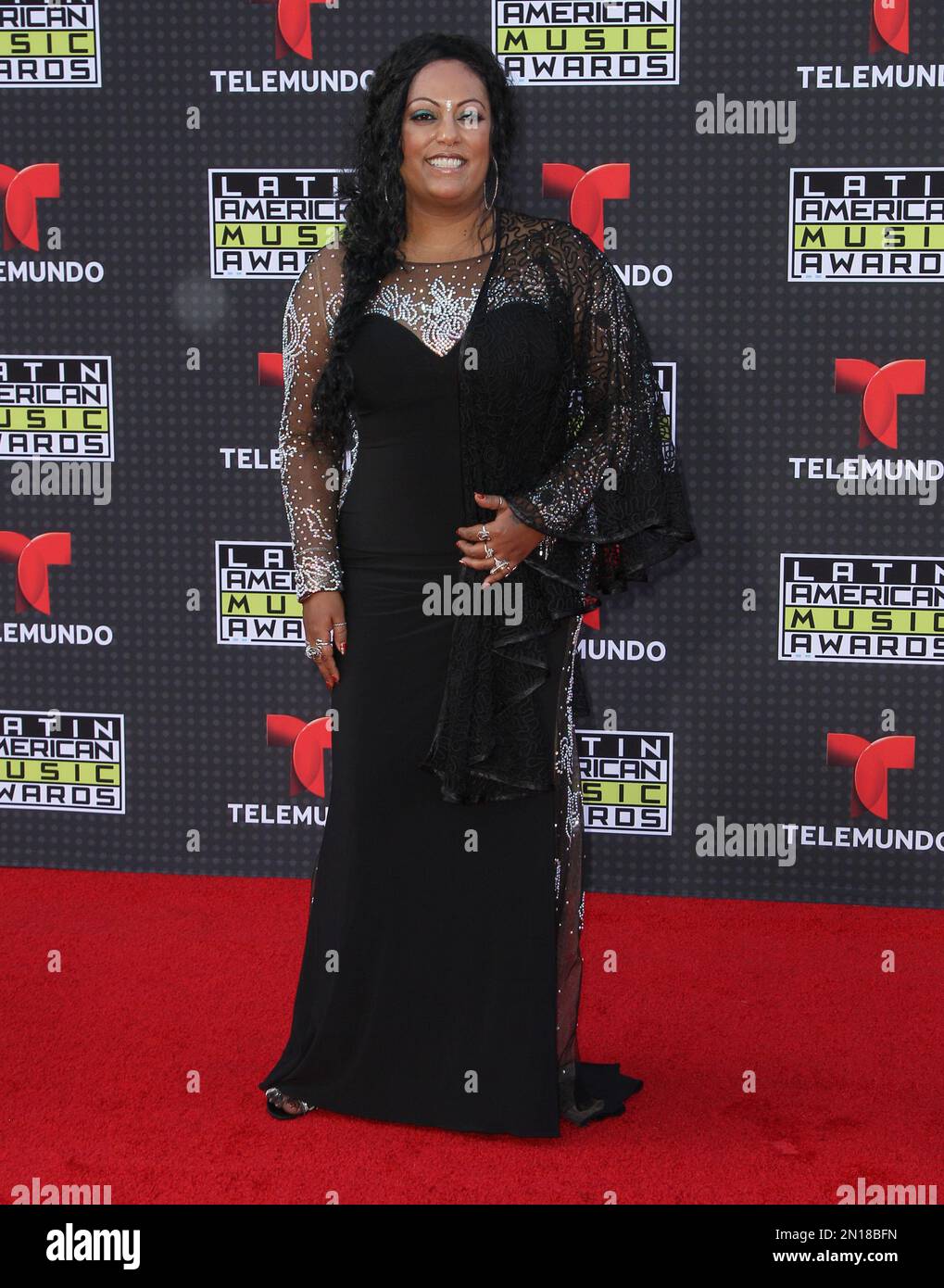La India arrives at the Latin American Music Awards at the Dolby ...