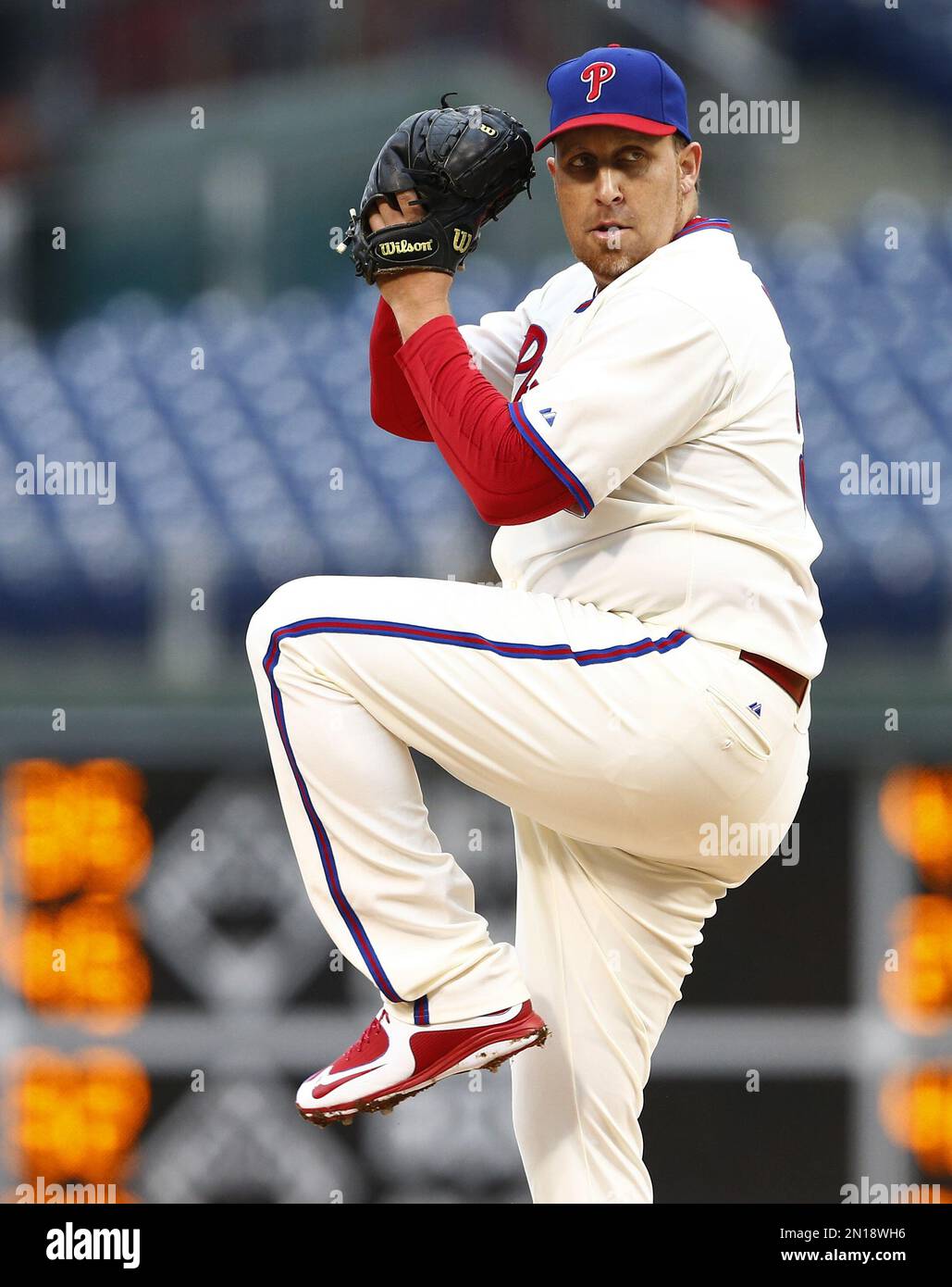 Philadelphia Phillies pitcher Aaron Harang delivers a pitch against the ...