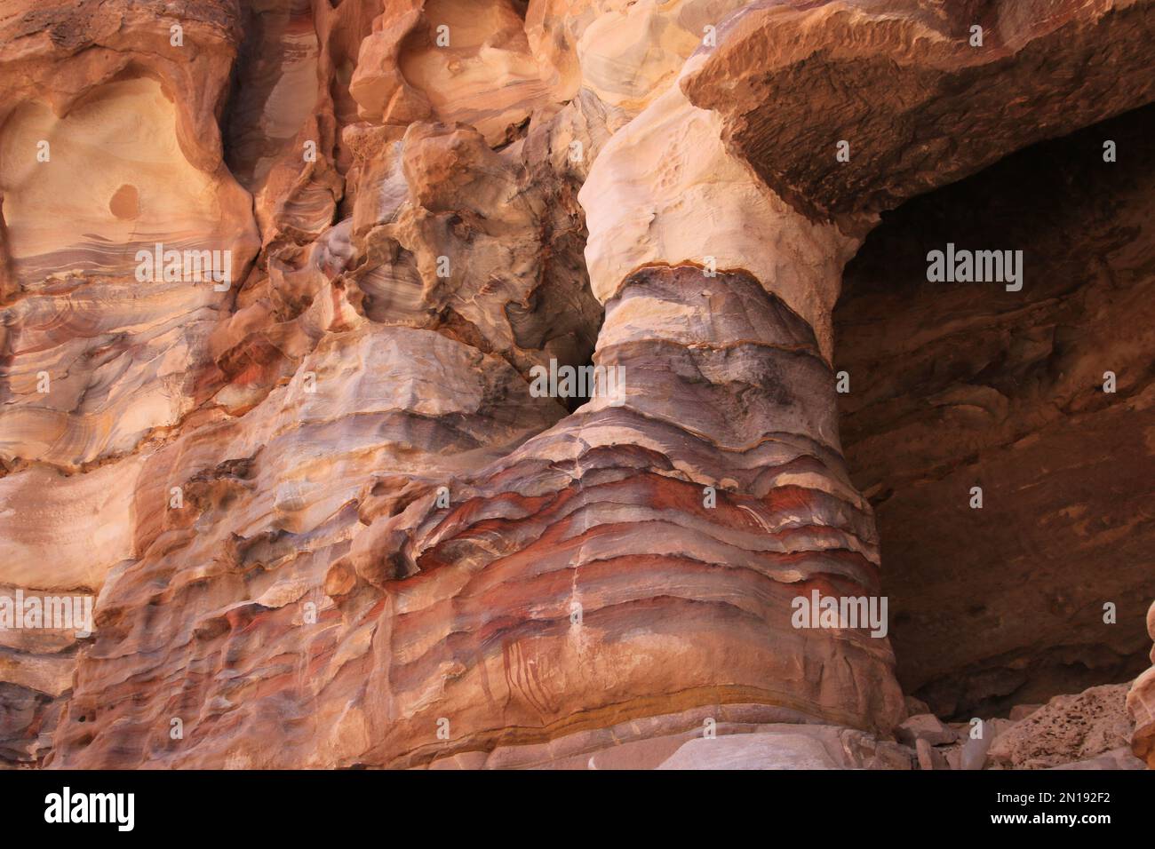 Petra stone colours hi-res stock photography and images - Alamy