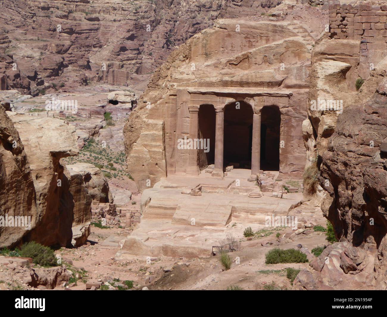 Rock hewn temple, Petra, Jordan Stock Photo - Alamy