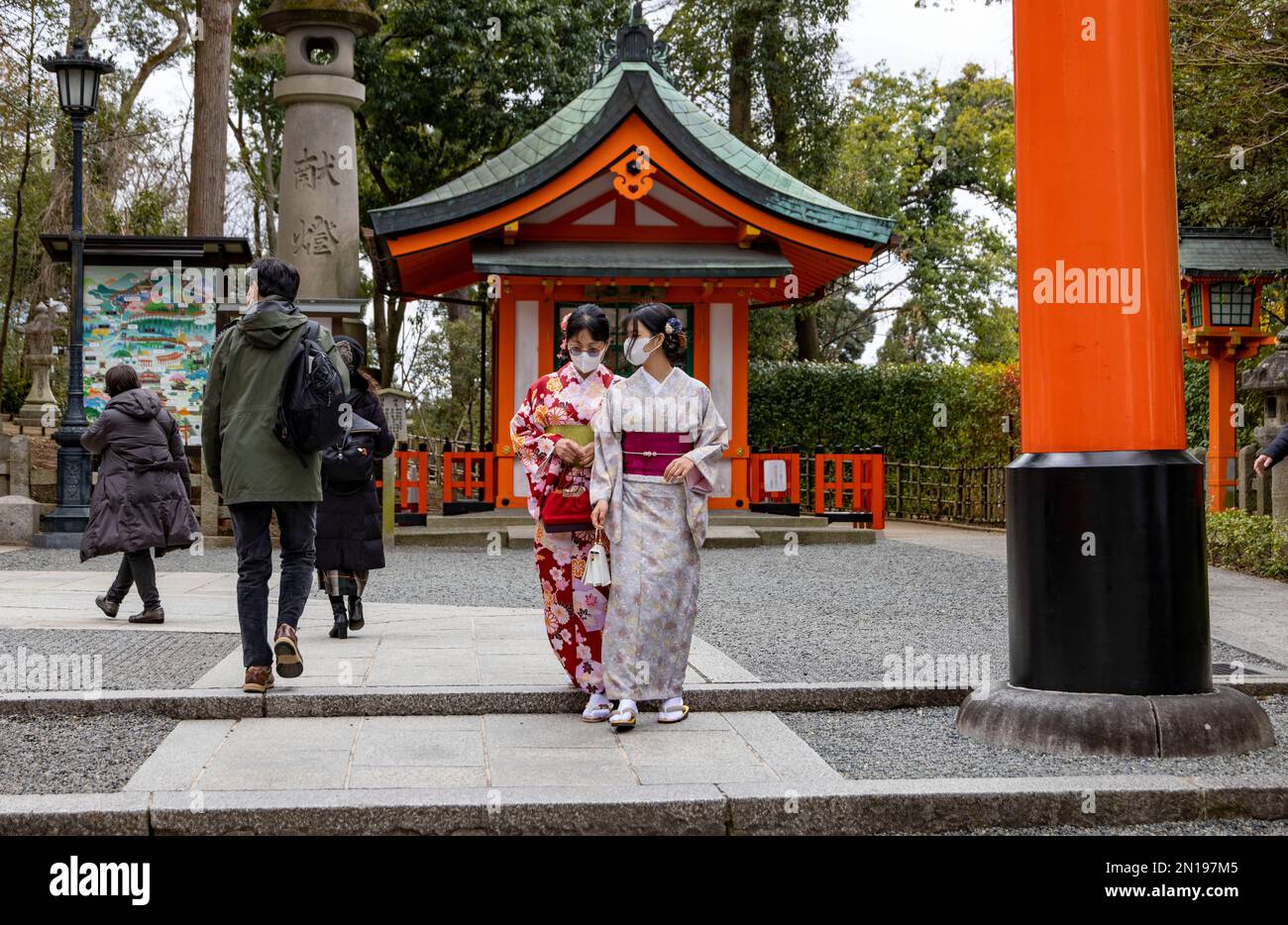 Buddhist temple in Kyoto with red pillars Stock Photo - Alamy