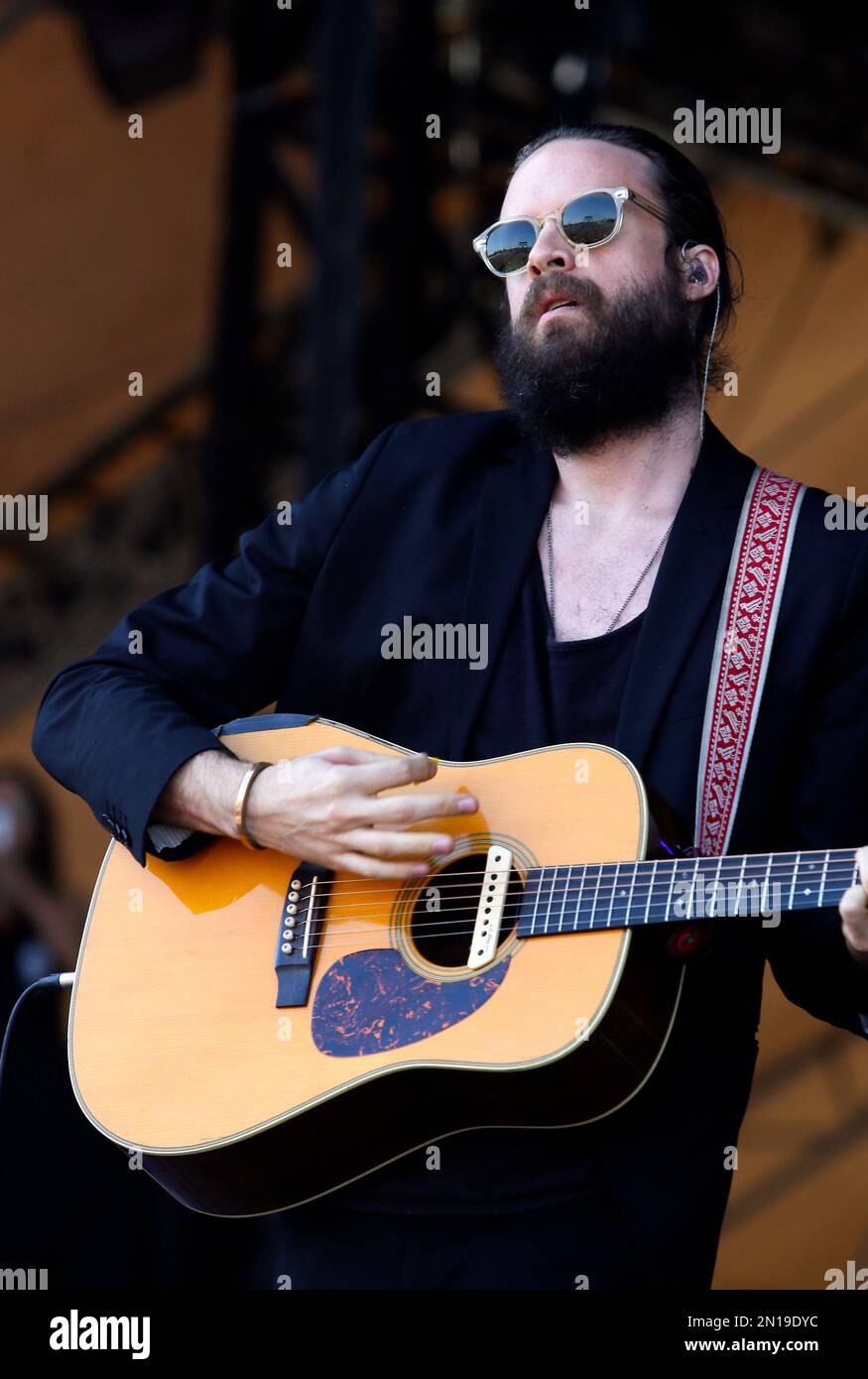 Father john misty stage hi-res stock photography and images - Alamy