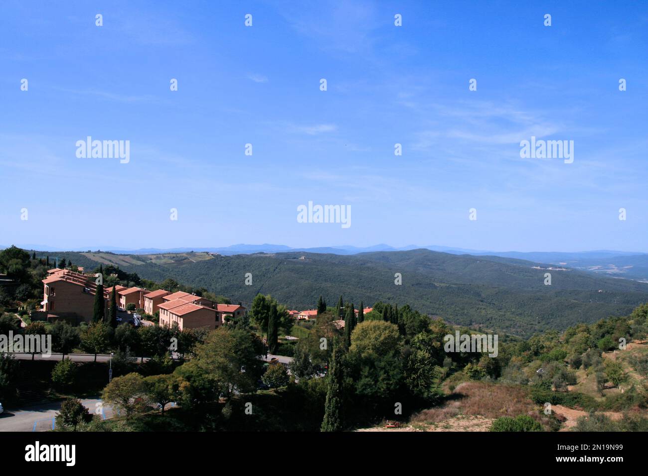 Beautiful village of tuscany region hi-res stock photography and images ...