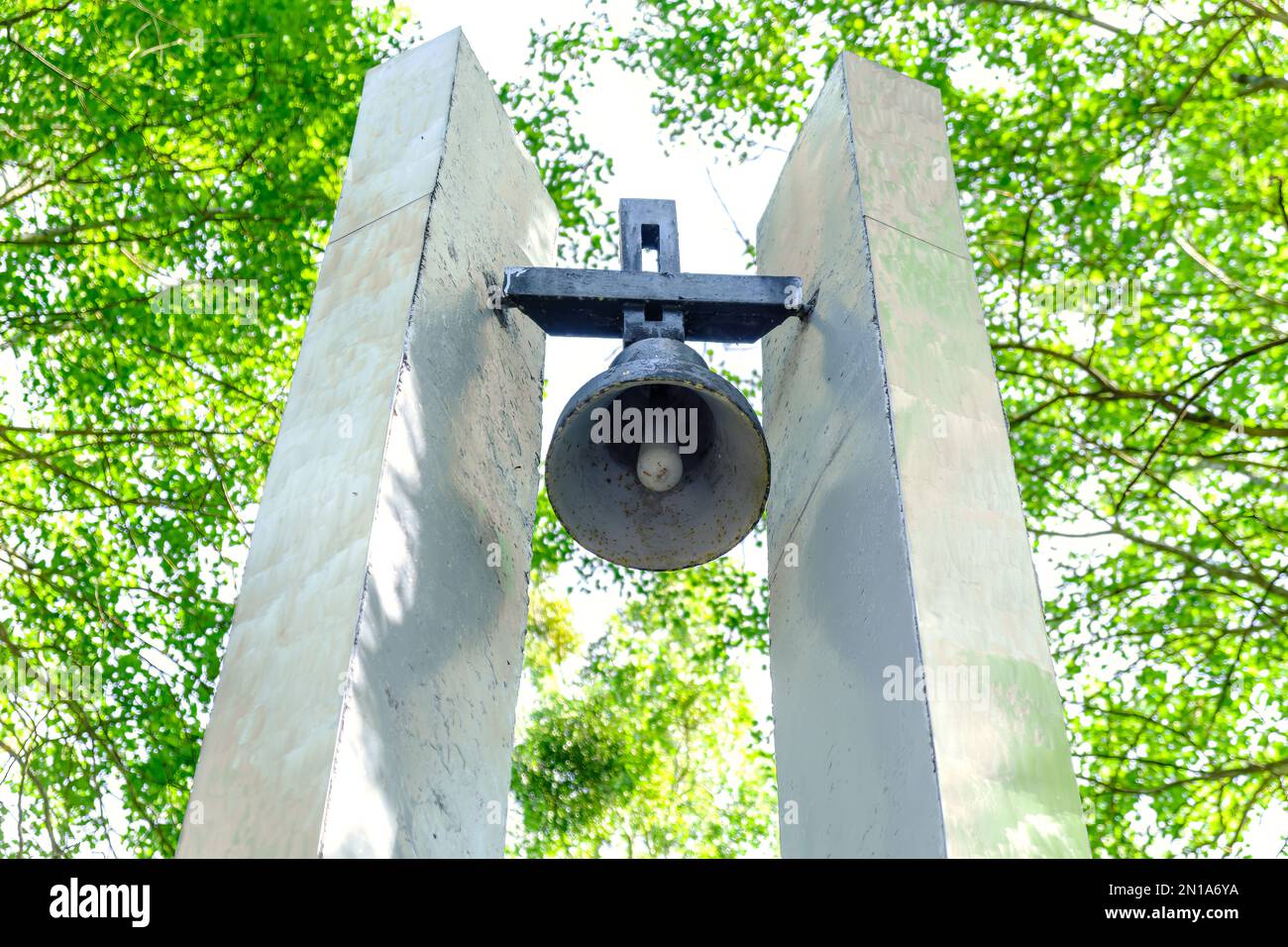 war bell memory requiem monument victims winners symbol soldiers ...