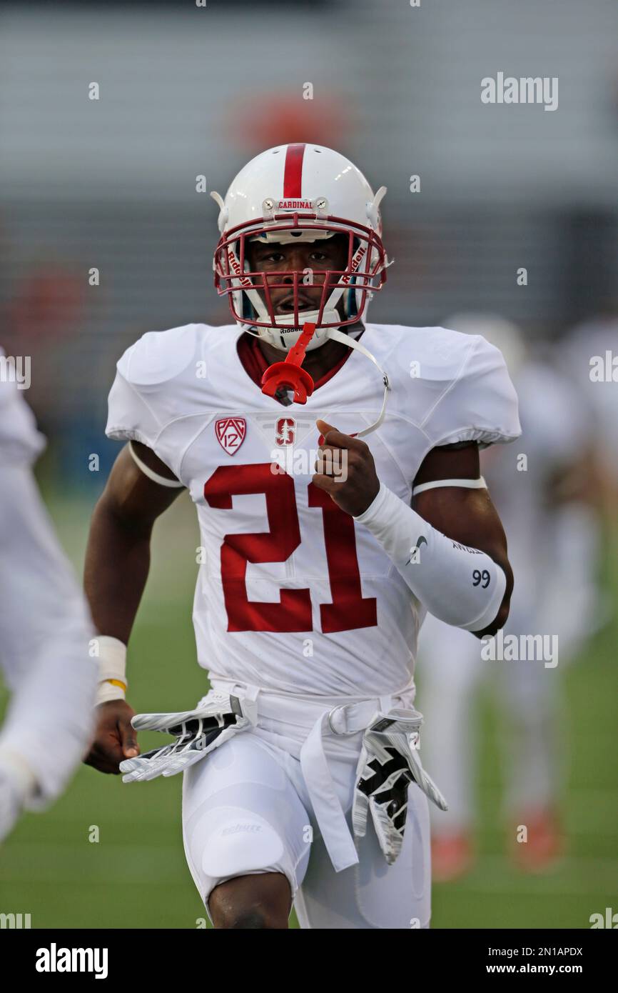 Stanford cornerback Ronnie Harris warms up before an NCAA football game ...