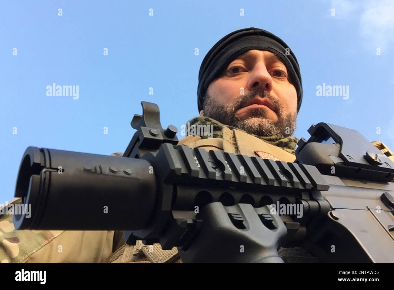 soldier selfie while he is fighting war Stock Photo - Alamy