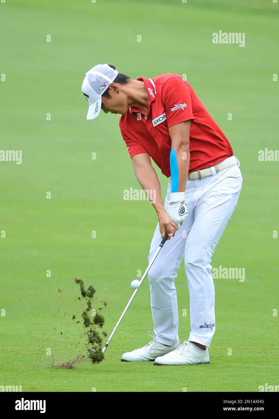 Danny Lee hits from the 17th fairway in the final round of the Tour ...