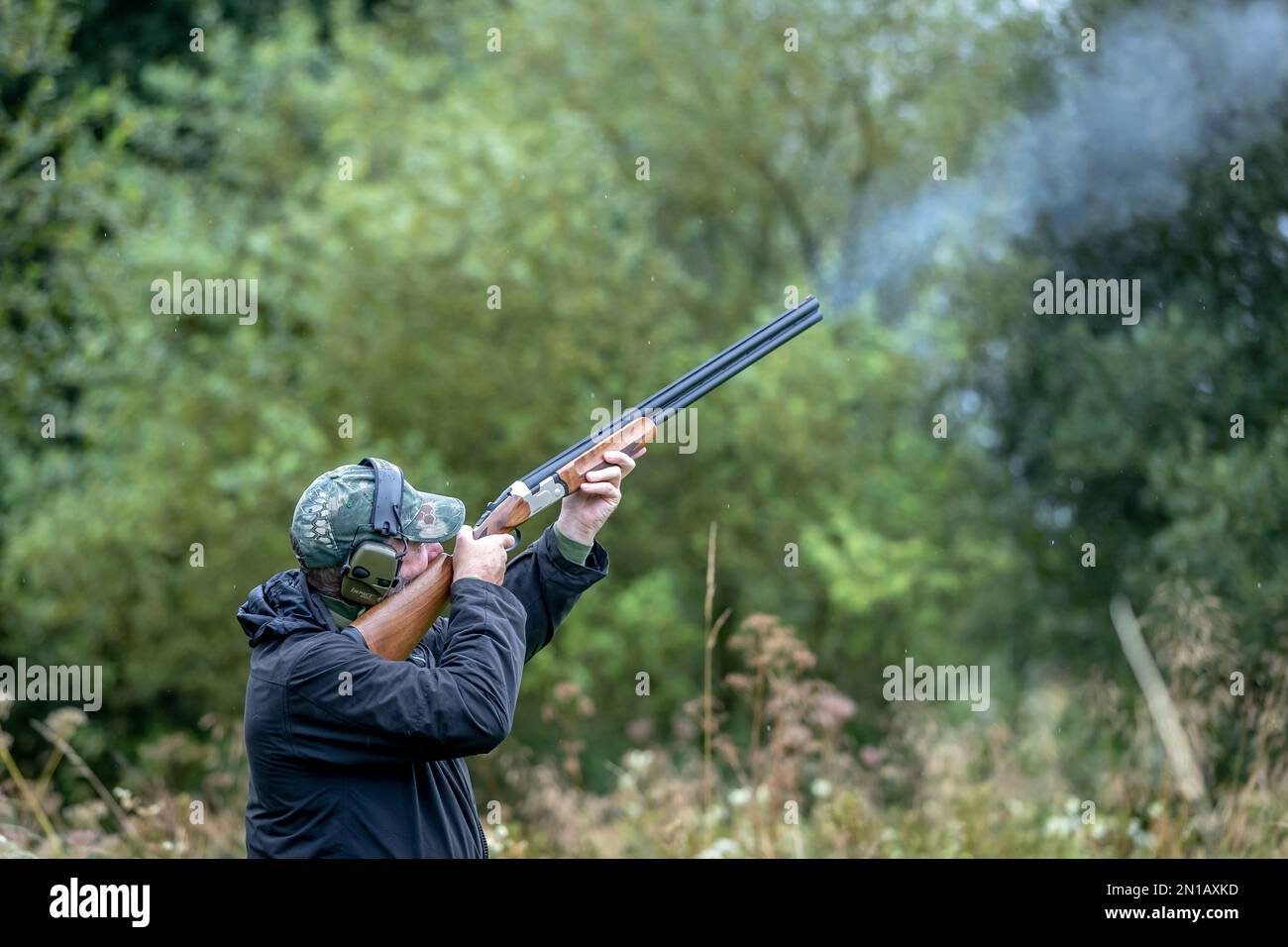People shooting at Charity Clay Pigeon shoot Stock Photo - Alamy