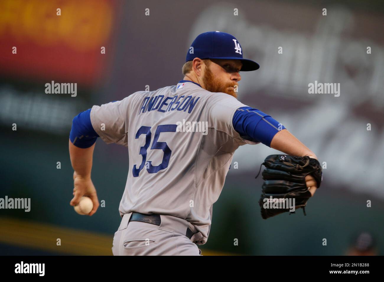 Los Angeles Dodgers starting pitcher Brett Anderson (35) works against ...
