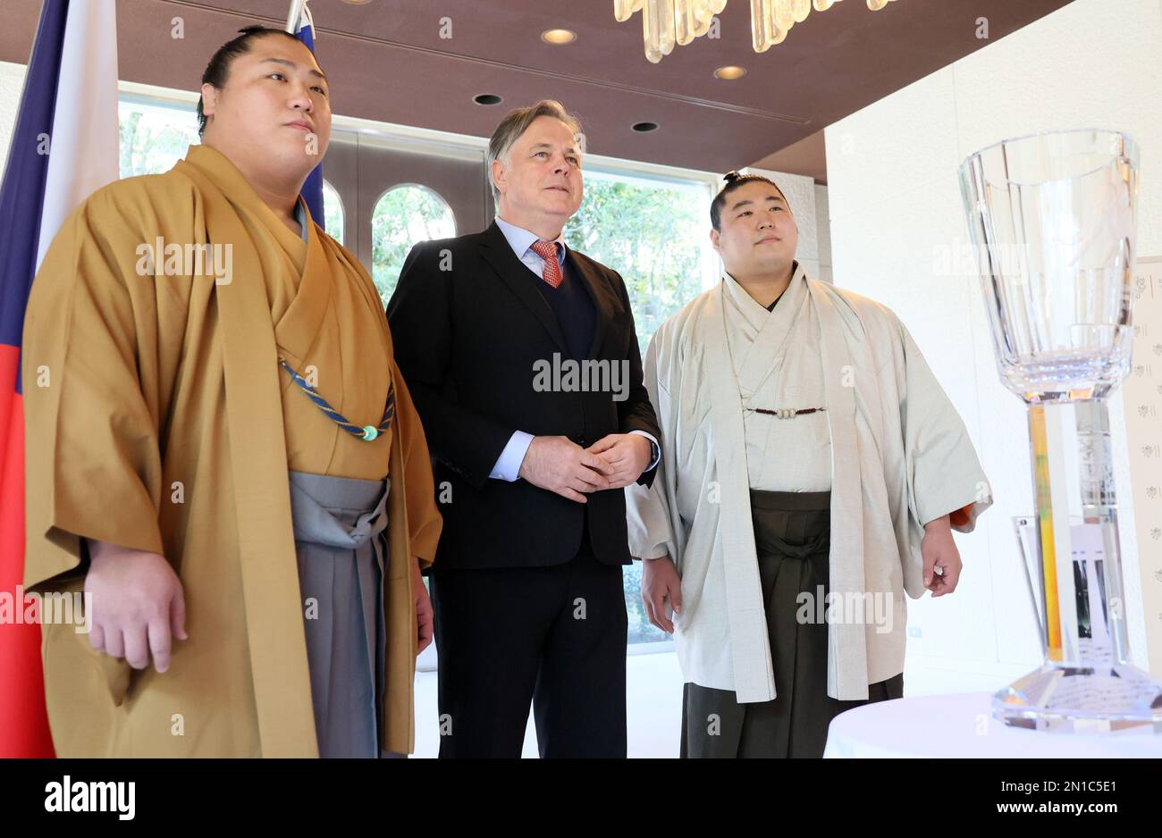 Tokyo, Japan. 6th Feb, 2023. Sumo wrestlers Wakamotoharu (R) and ...