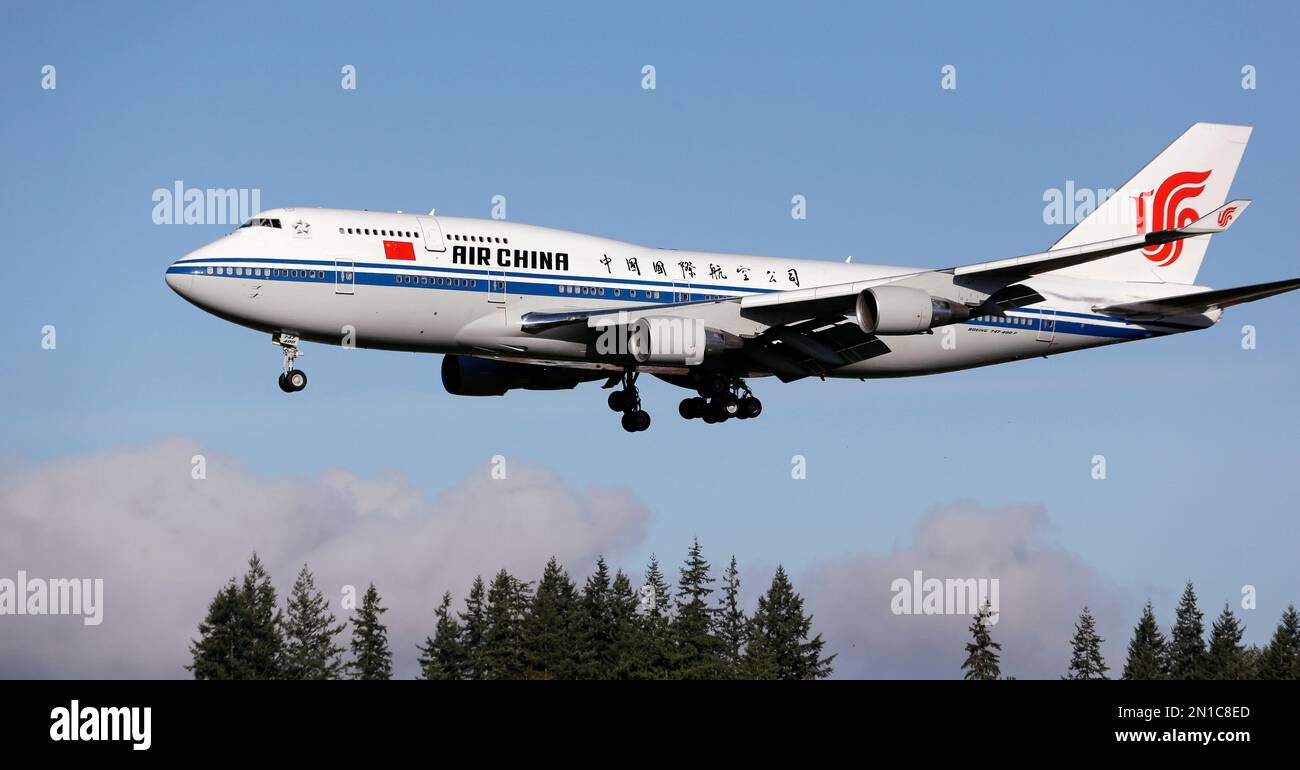 The Air China Boeing 747-400 plane carrying Chinese President Xi ...