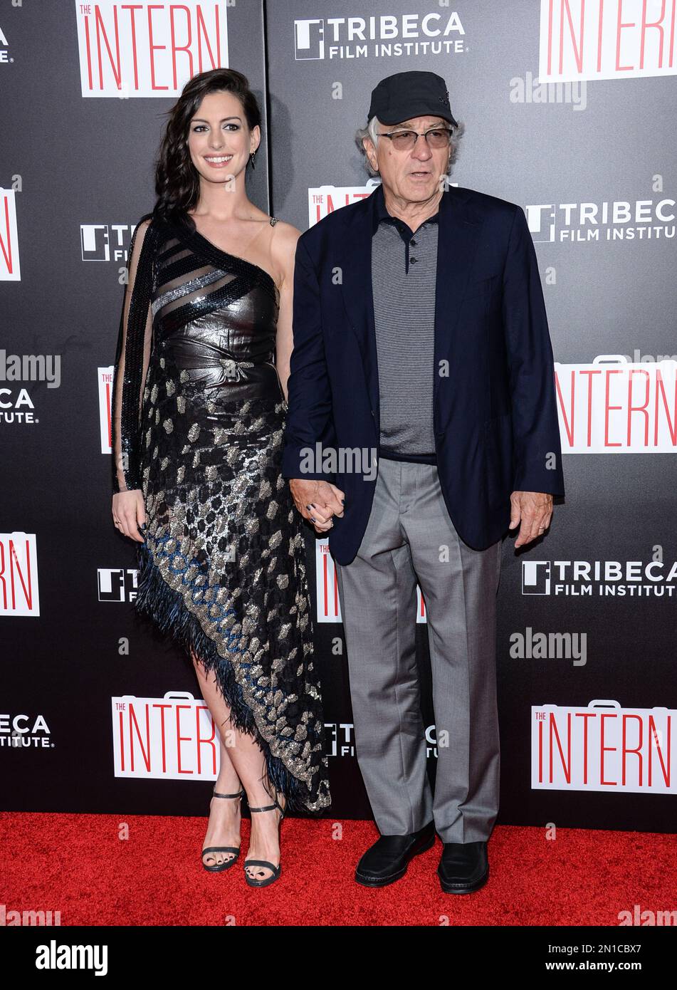 Actors Anne Hathaway and Robert De Niro attend the premiere of "The ...
