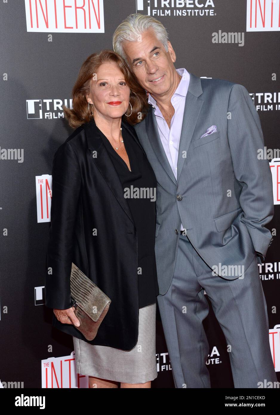 Linda Lavin, left, and Steve Bakunas attend the premiere of "The Intern ...