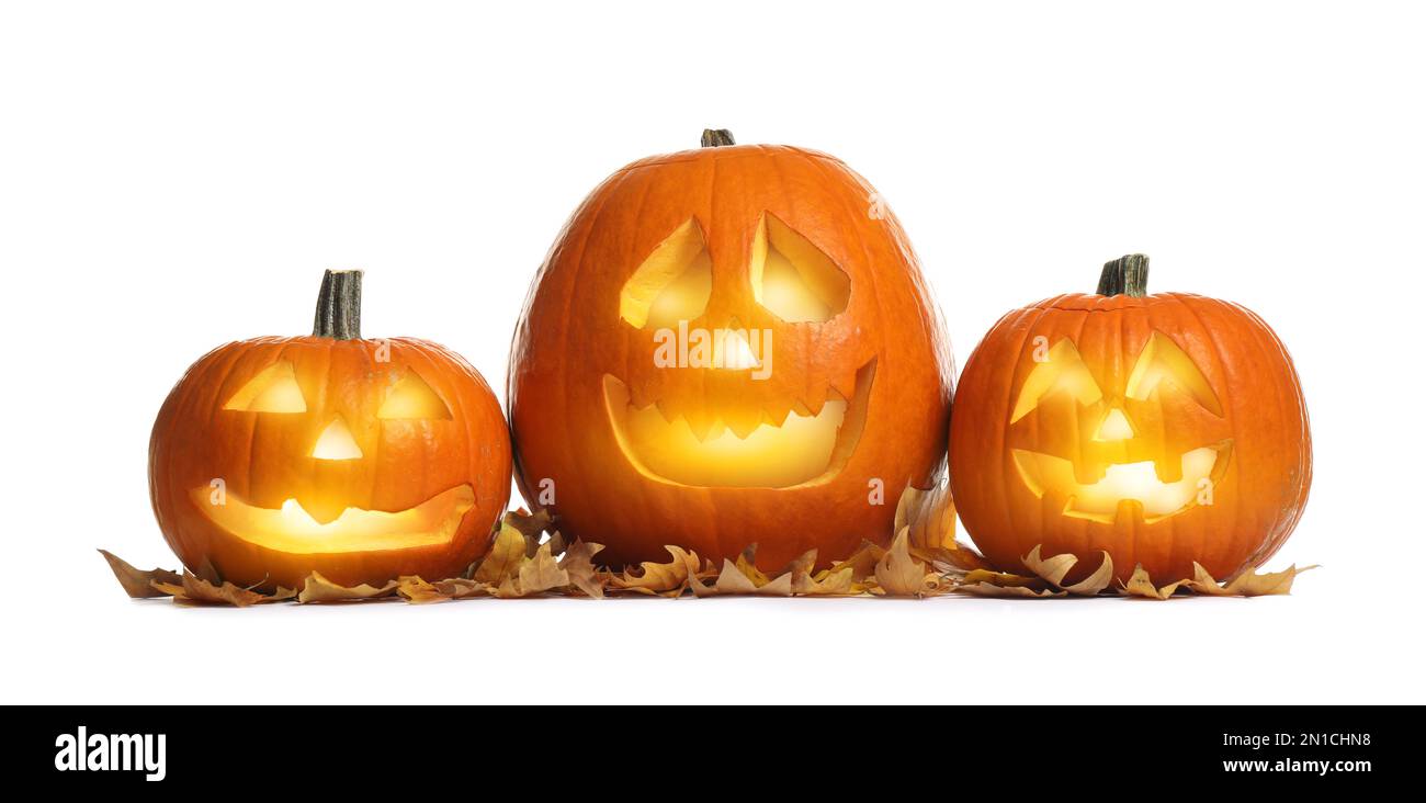 Cute pumpkin jack o'lanterns and autumn leaves on white background ...