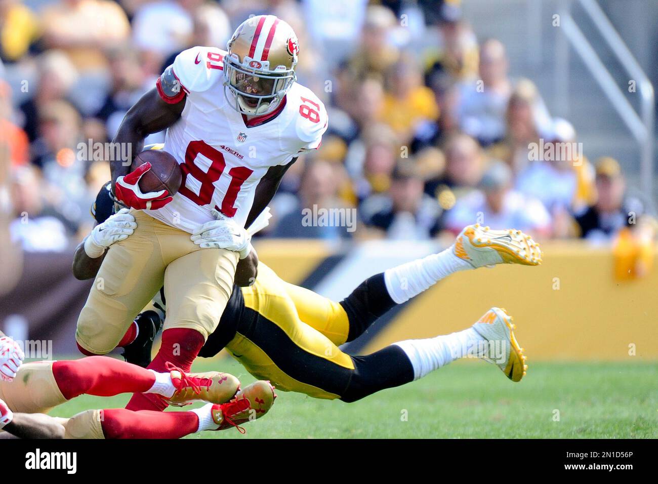 San Francisco 49ers wide receiver Anquan Boldin (81) is hit by a ...
