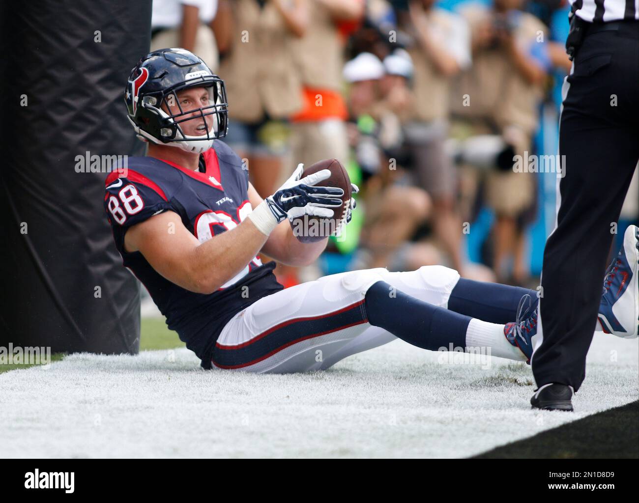 Houston Texans' Garrett Graham (88) celebrates his touchdown catch ...
