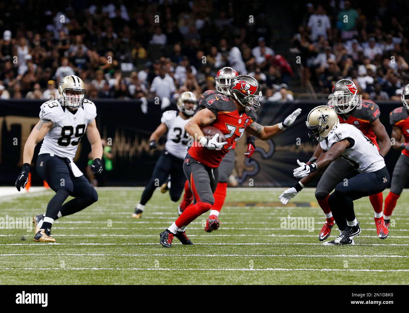 Tampa Bay Buccaneers defensive back Chris Conte (23) returns an ...