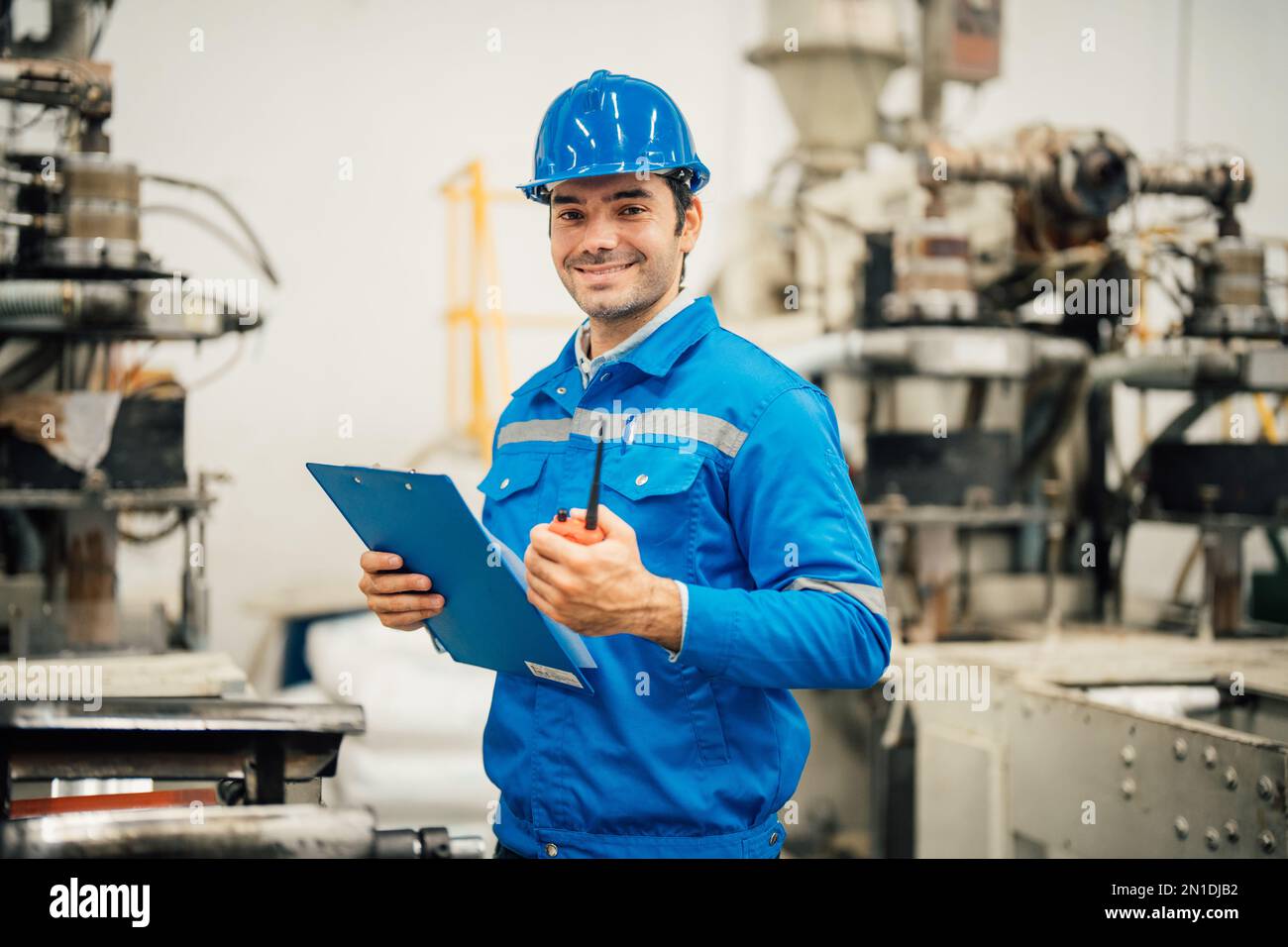 Professional Engineering of modern factory checking to automatic ...